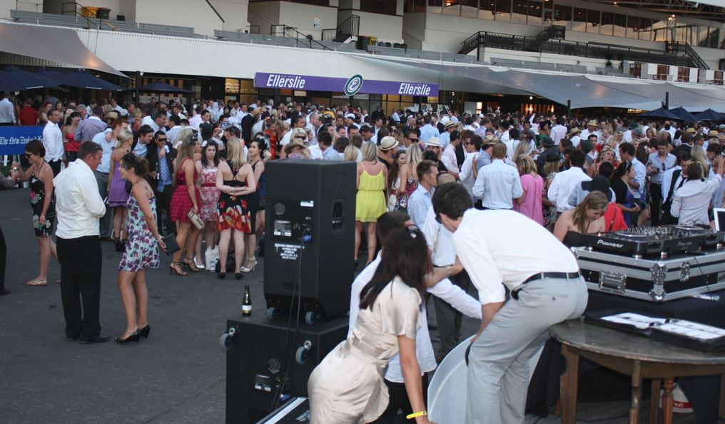 Buy the COMPACT-SET DAS "Compact" Active Sound System - 4kw | Edwards ...